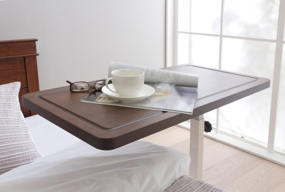 Advantages of an overbed table | Caremed Alrick – Caremed UK